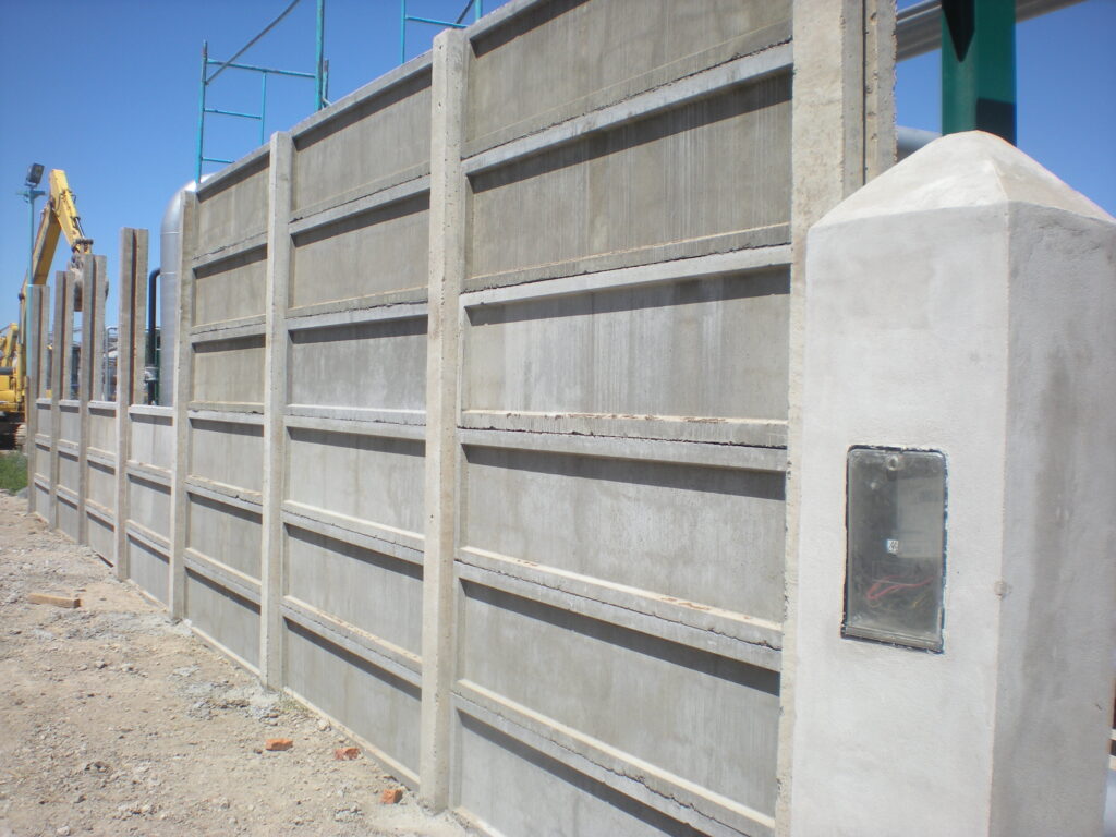 Poste para placas recuperables - Moldeados del Sur SRL